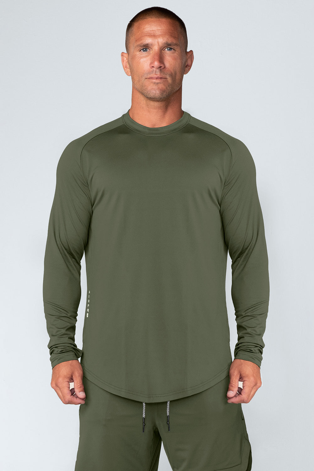 Born Tough Momentum Fitted Cargo Gym Workout Jogger Pants for Men ...